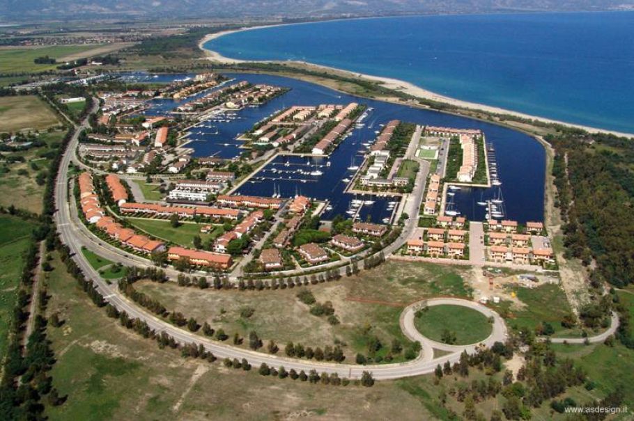 Marina Laghi di Sibari - Réservez une place de port